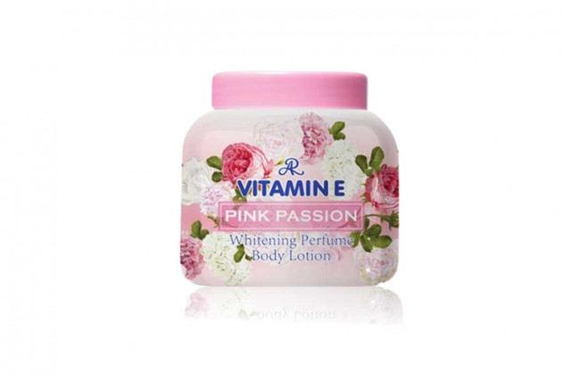 Wholesale market for Thai quality productsAR Vitamin E Cream with Gluta ...